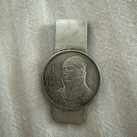 Accessories | Vintage Mexicano 1 Peso Coin Money Cip | Poshmark